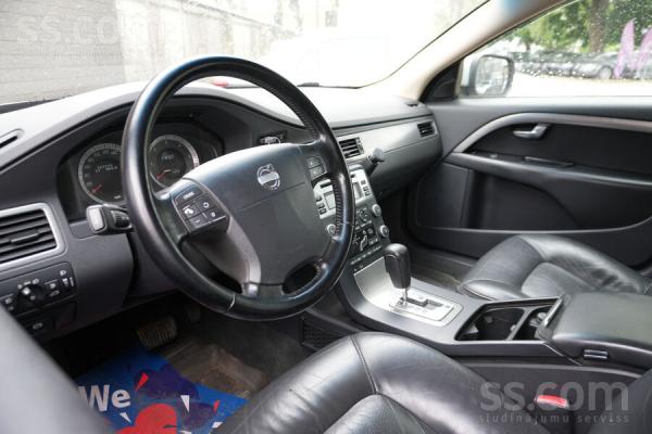 Volvo XC70 2009 Rīga, ar dzinēja tilpumu 2.40 L un nobraukumu 300 tūkst. km par 7400 €, foto 7 vietnē AUTOMOTO.COM.LV