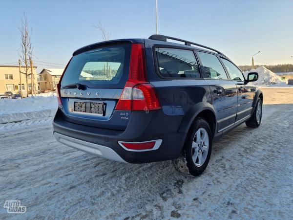 Volvo XC70 2009 in Vilnius, with an engine capacity of 2.40 L and mileage of 277 thousand km for 6690 €, photo 6 on AUTOMOTO.COM.LV