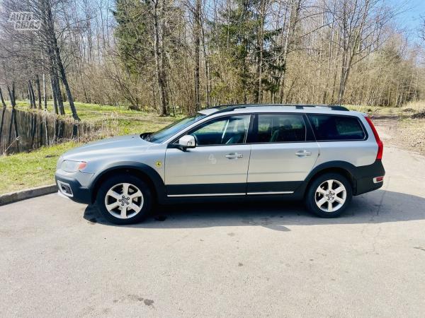 Volvo XC70 2009 in Elektrenai, with an engine capacity of 3.00 L and mileage of 370 thousand km for 5999 €, photo 4 on AUTOMOTO.COM.LV