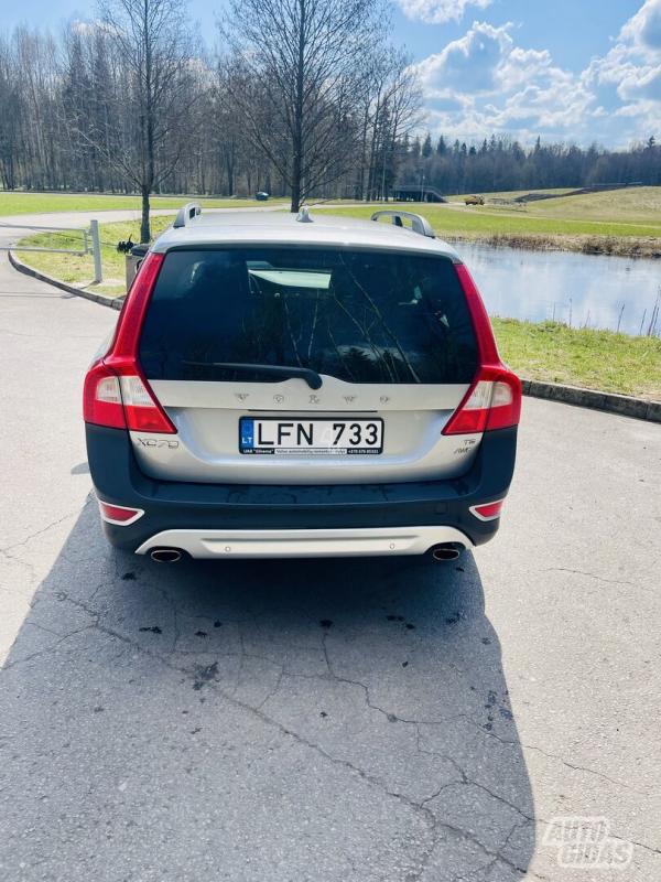 Volvo XC70 2009 in Elektrenai, with an engine capacity of 3.00 L and mileage of 370 thousand km for 5999 €, photo 6 on AUTOMOTO.COM.LV