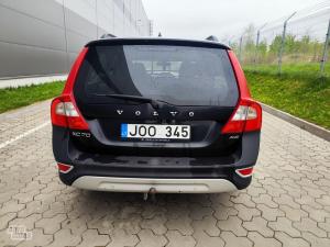 Volvo XC70 2009 in Vilnius, with an engine capacity of 2.40 L and mileage of 396 thousand km for 4399 €, photo 6 on AUTOMOTO.COM.LV