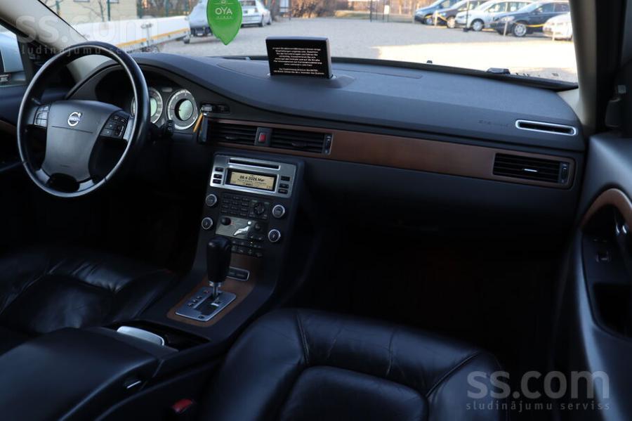Volvo XC70 2009 Rīga, ar dzinēja tilpumu 2.40 L un nobraukumu 353 tūkst. km par 5490 €, foto 11 vietnē AUTOMOTO.COM.LV