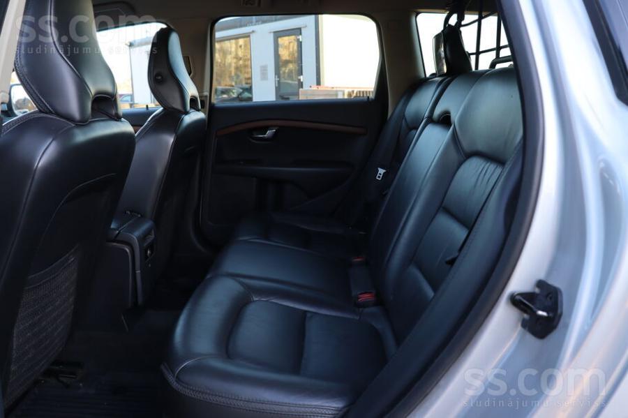 Volvo XC70 2009 Rīga, ar dzinēja tilpumu 2.40 L un nobraukumu 353 tūkst. km par 5490 €, foto 15 vietnē AUTOMOTO.COM.LV