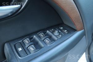 Volvo XC70 2009 Rīga, ar dzinēja tilpumu 2.40 L un nobraukumu 353 tūkst. km par 5490 €, foto 18 vietnē AUTOMOTO.COM.LV
