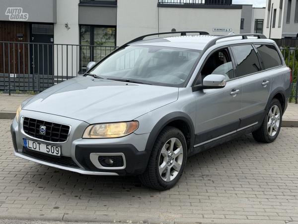 Volvo XC70 2009 Viļņa, ar dzinēja tilpumu 2.40 L un nobraukumu 395 tūkst. km par 3800 €, foto 1 vietnē AUTOMOTO.COM.LV