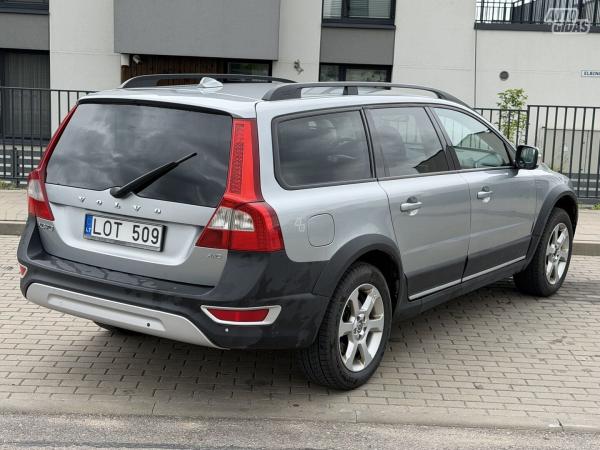 Volvo XC70 2009 Viļņa, ar dzinēja tilpumu 2.40 L un nobraukumu 395 tūkst. km par 3800 €, foto 6 vietnē AUTOMOTO.COM.LV