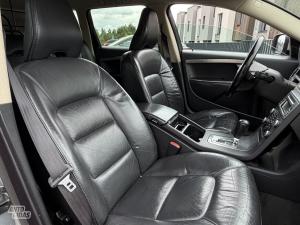 Volvo XC70 2009 Viļņa, ar dzinēja tilpumu 2.40 L un nobraukumu 395 tūkst. km par 3800 €, foto 12 vietnē AUTOMOTO.COM.LV
