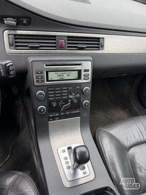 Volvo XC70 2009 Viļņa, ar dzinēja tilpumu 2.40 L un nobraukumu 395 tūkst. km par 3800 €, foto 14 vietnē AUTOMOTO.COM.LV