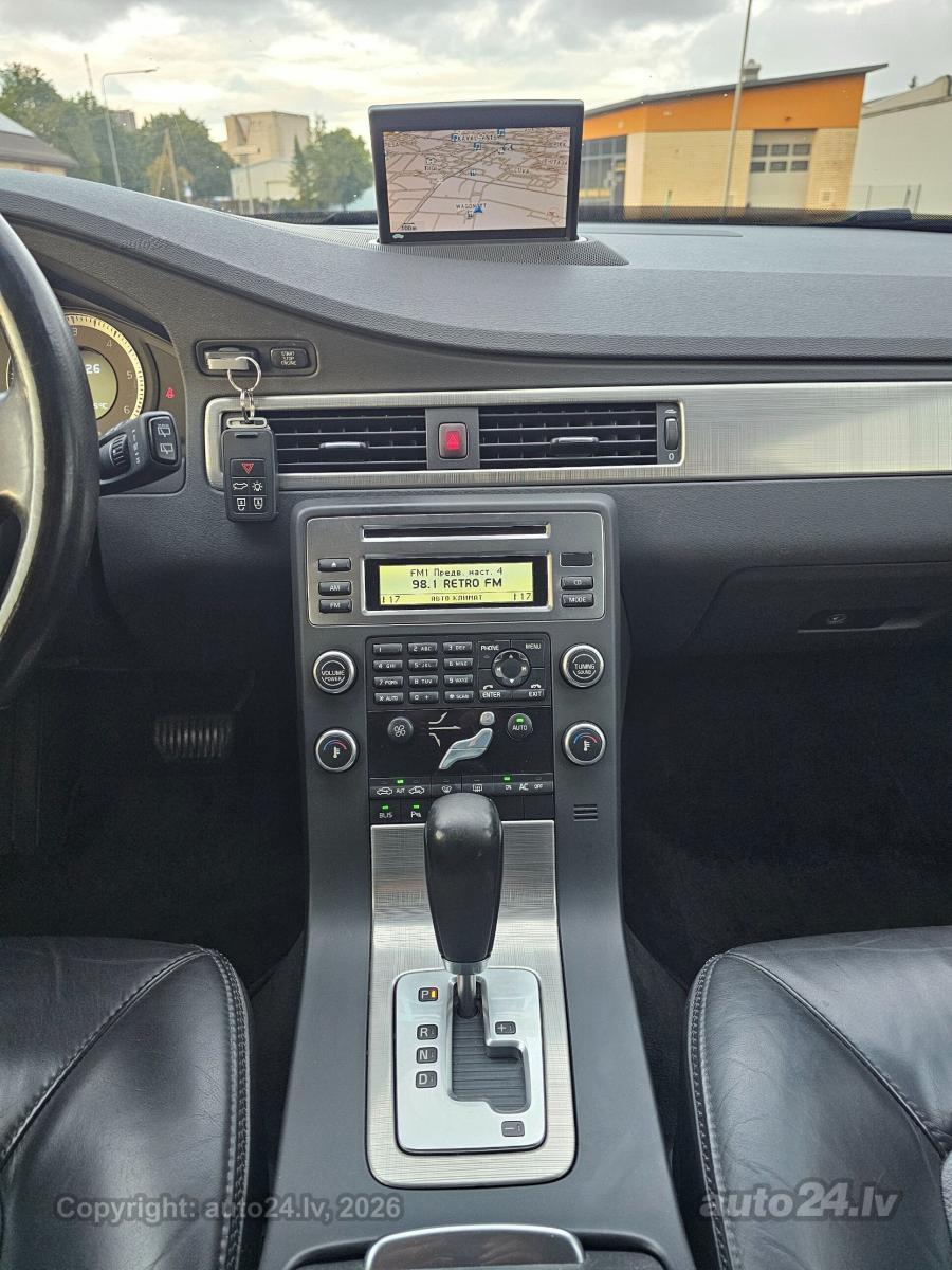 Volvo XC70 2009 Paide, ar dzinēja tilpumu 2.40 L un nobraukumu 216 tūkst. km par 6850 €, foto 22 vietnē AUTOMOTO.COM.LV