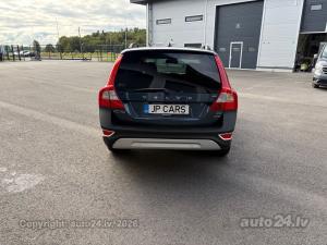 Volvo XC70 2009 in Tallinn, with an engine capacity of 2.40 L and mileage of 149 thousand km for 7000 €, photo 6 on AUTOMOTO.COM.LV