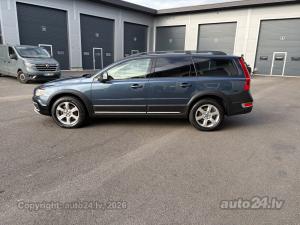 Volvo XC70 2009 in Tallinn, with an engine capacity of 2.40 L and mileage of 149 thousand km for 7000 €, photo 8 on AUTOMOTO.COM.LV