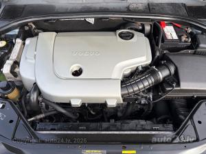 Volvo XC70 2009 in Tallinn, with an engine capacity of 2.40 L and mileage of 149 thousand km for 7000 €, photo 18 on AUTOMOTO.COM.LV