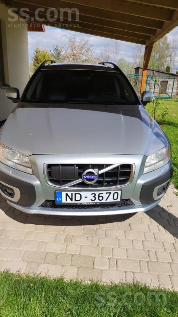 Volvo XC70 2010 Ogre, ar dzinēja tilpumu 2.40 L un nobraukumu 450 tūkst. km par 6000 €, foto 2 vietnē AUTOMOTO.COM.LV
