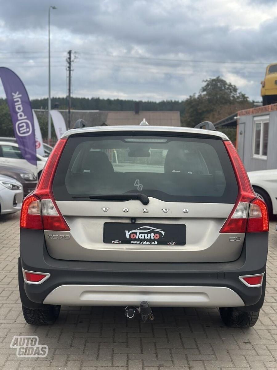 Volvo XC70 2010 Pabradė, ar dzinēja tilpumu 2.00 L un nobraukumu 323 tūkst. km par 7350 €, foto 6 vietnē AUTOMOTO.COM.LV