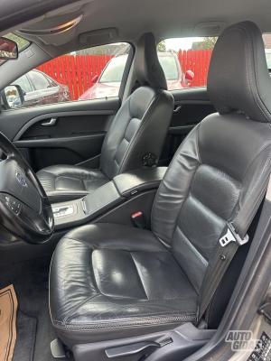 Volvo XC70 2010 Pabradė, ar dzinēja tilpumu 2.00 L un nobraukumu 323 tūkst. km par 7350 €, foto 12 vietnē AUTOMOTO.COM.LV