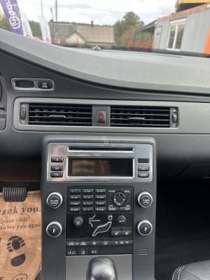 Volvo XC70 2010 Pabradė, ar dzinēja tilpumu 2.00 L un nobraukumu 323 tūkst. km par 7350 €, foto 13 vietnē AUTOMOTO.COM.LV