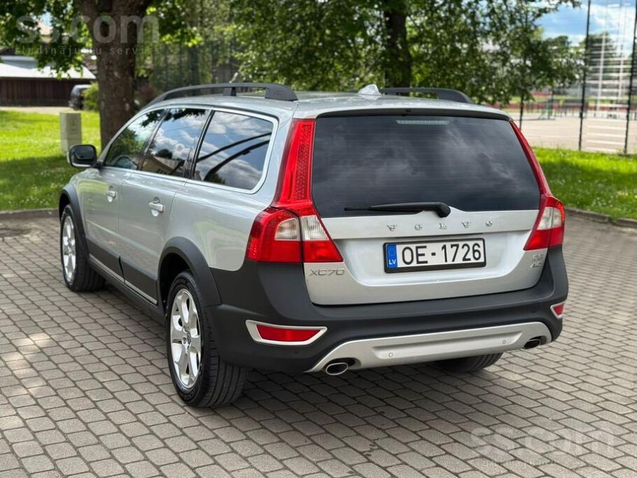 Volvo XC70 2011 Jelgava, ar dzinēja tilpumu 2.40 L un nobraukumu 276 tūkst. km par 8400 €, foto 7 vietnē AUTOMOTO.COM.LV