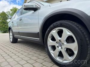 Volvo XC70 2011 Jelgava, ar dzinēja tilpumu 2.40 L un nobraukumu 276 tūkst. km par 8400 €, foto 9 vietnē AUTOMOTO.COM.LV