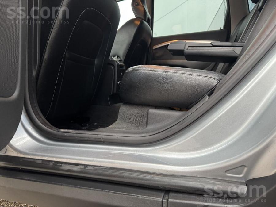 Volvo XC70 2011 Rēzekne, ar dzinēja tilpumu 2.00 L un nobraukumu 0 tūkst. km par 5500 €, foto 19 vietnē AUTOMOTO.COM.LV