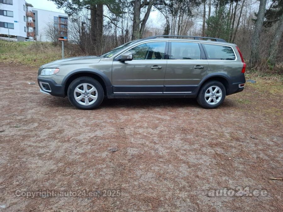 Volvo XC70 2011 Tallina, ar dzinēja tilpumu 2.40 L un nobraukumu 208 tūkst. km par 11500 €, foto 2 vietnē AUTOMOTO.COM.LV