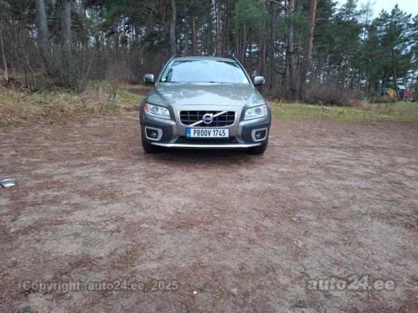 Volvo XC70 2011 Tallina, ar dzinēja tilpumu 2.40 L un nobraukumu 208 tūkst. km par 11500 €, foto 4 vietnē AUTOMOTO.COM.LV