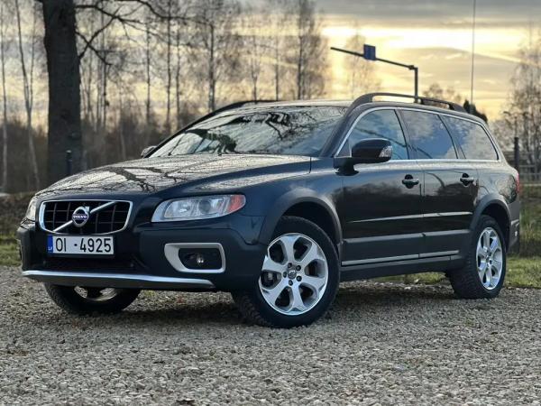 Volvo XC70 2011 Jelgava, ar dzinēja tilpumu 2.40 L un nobraukumu 293 tūkst. km par 9990 €, foto 1 vietnē AUTOMOTO.COM.LV