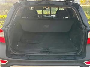 Volvo XC70 2011 in Jelgava, with an engine capacity of 2.40 L and mileage of 293 thousand km for 9990 €, photo 29 on AUTOMOTO.COM.LV