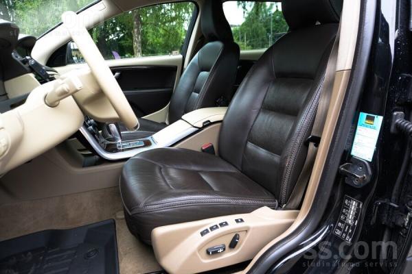 Volvo XC70 2011 in Riga, with an engine capacity of 2.00 L and mileage of 293 thousand km for 8190 €, photo 5 on AUTOMOTO.COM.LV