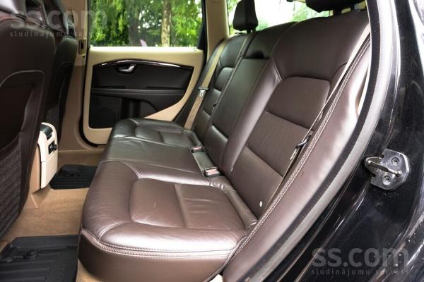 Volvo XC70 2011 in Riga, with an engine capacity of 2.00 L and mileage of 293 thousand km for 8190 €, photo 7 on AUTOMOTO.COM.LV