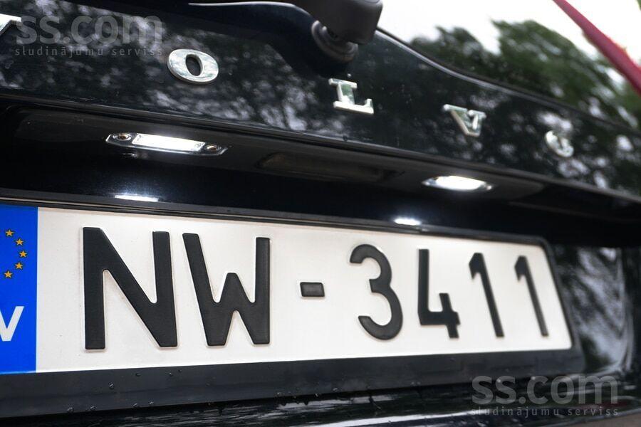 Volvo XC70 2011 Rīga, ar dzinēja tilpumu 2.00 L un nobraukumu 293 tūkst. km par 8190 €, foto 24 vietnē AUTOMOTO.COM.LV