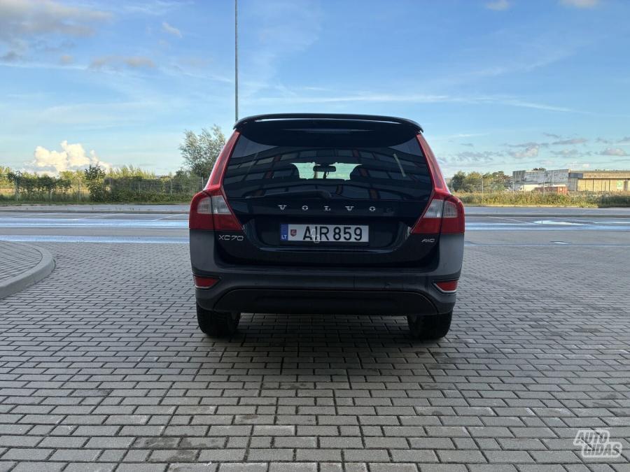 Volvo XC70 2011 Šauļi, ar dzinēja tilpumu 3.20 L un nobraukumu 283 tūkst. km par 6250 €, foto 7 vietnē AUTOMOTO.COM.LV