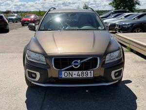 Volvo XC70 2012 in Riga, with an engine capacity of 2.40 L and mileage of 351 thousand km for 9950 €, photo 10 on AUTOMOTO.COM.LV