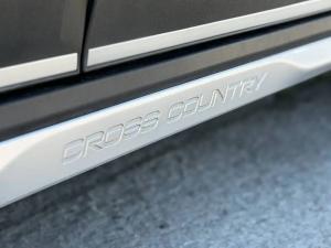 Volvo XC70 2012 in Riga, with an engine capacity of 2.40 L and mileage of 351 thousand km for 9950 €, photo 17 on AUTOMOTO.COM.LV