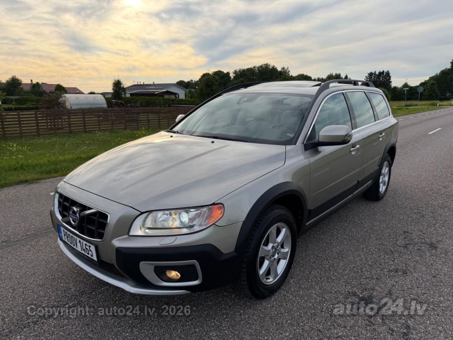 Volvo XC70 2012 Tallina, ar dzinēja tilpumu 2.00 L un nobraukumu 319 tūkst. km par 9690 €, foto 1 vietnē AUTOMOTO.COM.LV