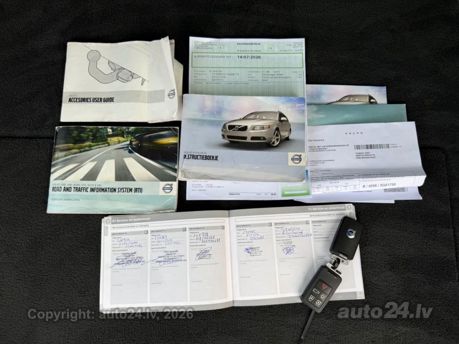 Volvo XC70 2012 Tallina, ar dzinēja tilpumu 2.00 L un nobraukumu 319 tūkst. km par 9690 €, foto 16 vietnē AUTOMOTO.COM.LV