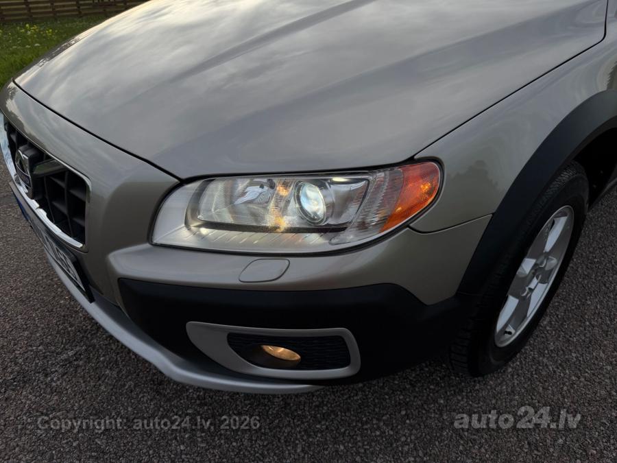 Volvo XC70 2012 Tallina, ar dzinēja tilpumu 2.00 L un nobraukumu 319 tūkst. km par 9690 €, foto 22 vietnē AUTOMOTO.COM.LV