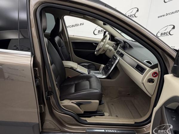Вольво ХС70 2012 в Вильнюс на AUTOMOTO.COM.LV Вольво ХС70 2012 в Вильнюс, объемом двигателя 2.40 л и пробегом 307 тыс. км за 7900 €, фото 5 на AUTOMOTO.COM.LV