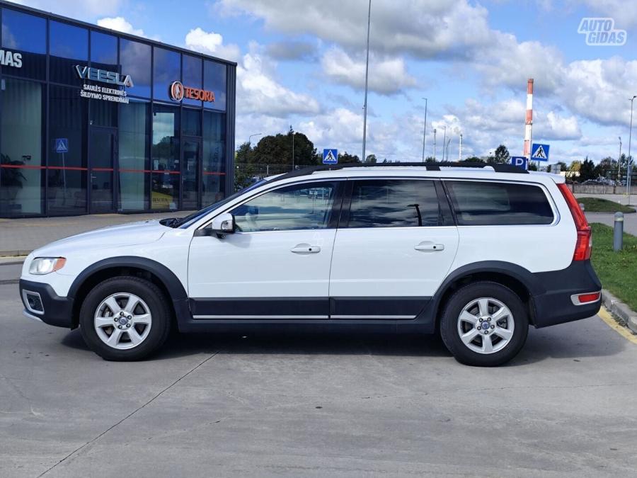Volvo XC70 2012 in Siauliai, with an engine capacity of 3.20 L and mileage of 170 thousand km for 6200 €, photo 9 on AUTOMOTO.COM.LV