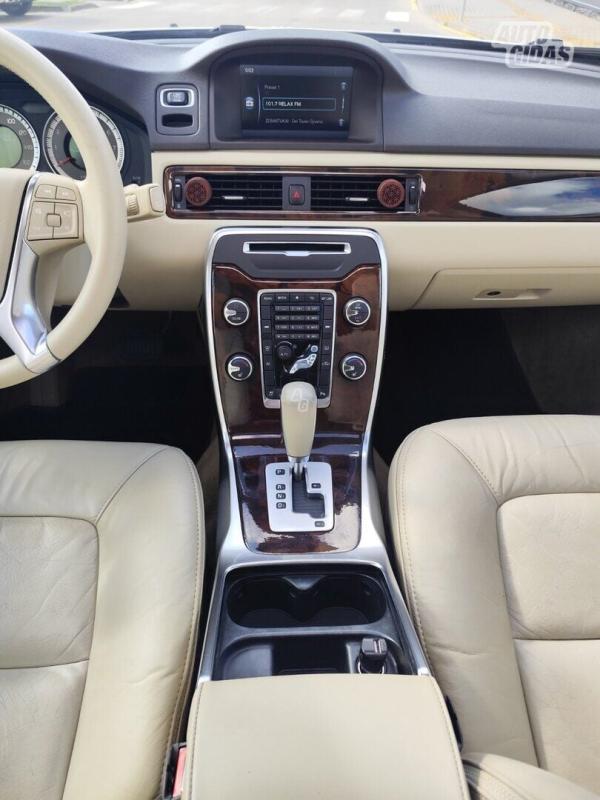 Volvo XC70 2012 Šauļi, ar dzinēja tilpumu 3.20 L un nobraukumu 170 tūkst. km par 6200 €, foto 10 vietnē AUTOMOTO.COM.LV