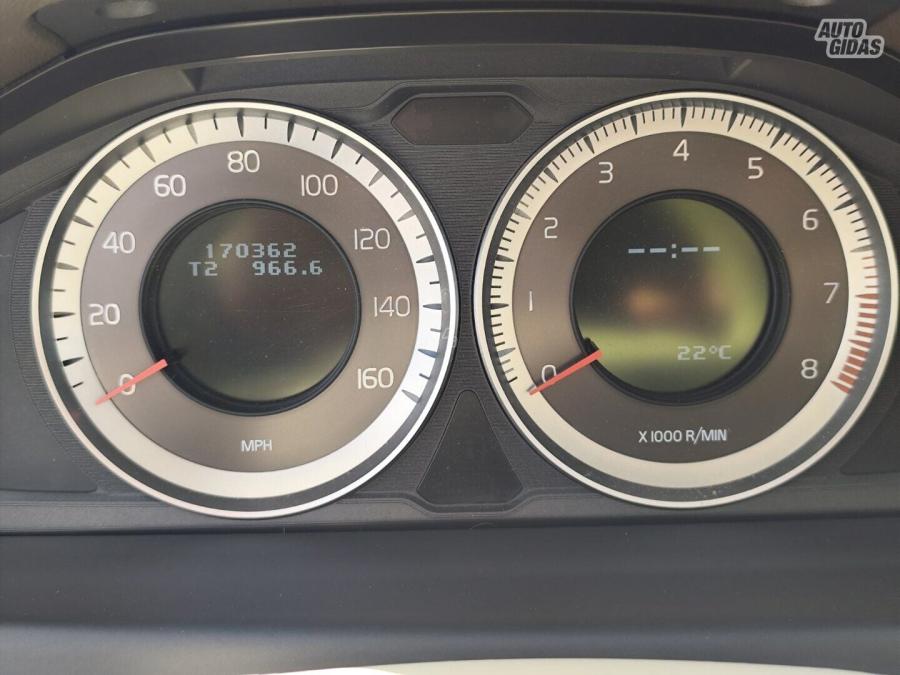 Volvo XC70 2012 in Siauliai, with an engine capacity of 3.20 L and mileage of 170 thousand km for 6200 €, photo 14 on AUTOMOTO.COM.LV