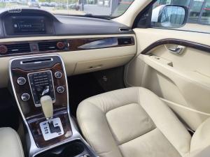 Volvo XC70 2012 in Siauliai, with an engine capacity of 3.20 L and mileage of 170 thousand km for 6200 €, photo 15 on AUTOMOTO.COM.LV