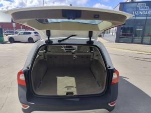 Volvo XC70 2012 in Siauliai, with an engine capacity of 3.20 L and mileage of 170 thousand km for 6200 €, photo 22 on AUTOMOTO.COM.LV