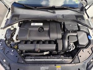 Volvo XC70 2012 in Siauliai, with an engine capacity of 3.20 L and mileage of 170 thousand km for 6200 €, photo 25 on AUTOMOTO.COM.LV