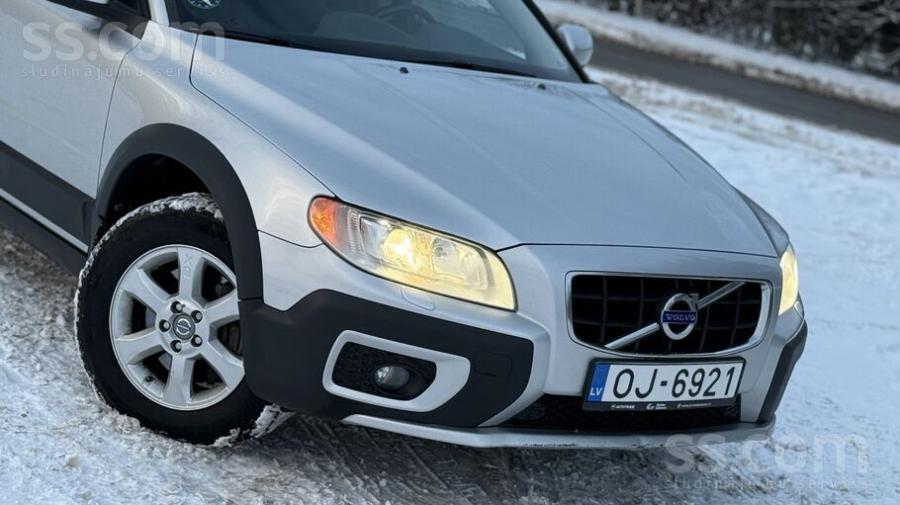 Volvo XC70 2013 Jūrmala, ar dzinēja tilpumu 2.00 L un nobraukumu 0 tūkst. km par 8950 €, foto 4 vietnē AUTOMOTO.COM.LV