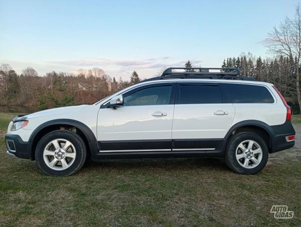 Volvo XC70 2013 Raseiniai, ar dzinēja tilpumu 3.20 L un nobraukumu 326 tūkst. km par 9800 €, foto 2 vietnē AUTOMOTO.COM.LV