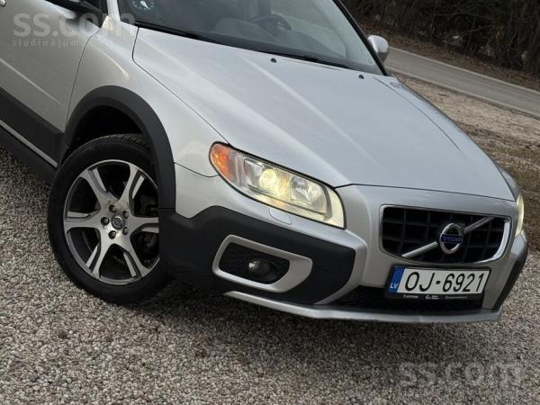 Volvo XC70 2013 Jūrmala, ar dzinēja tilpumu 2.00 L un nobraukumu 0 tūkst. km par 7250 €, foto 4 vietnē AUTOMOTO.COM.LV