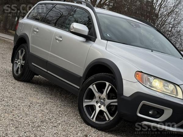Volvo XC70 2013 Jūrmala, ar dzinēja tilpumu 2.00 L un nobraukumu 0 tūkst. km par 7250 €, foto 6 vietnē AUTOMOTO.COM.LV