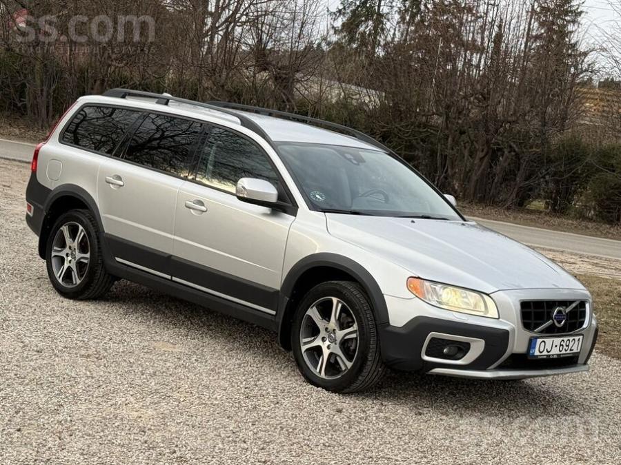 Volvo XC70 2013 Jūrmala, ar dzinēja tilpumu 2.00 L un nobraukumu 0 tūkst. km par 7250 €, foto 9 vietnē AUTOMOTO.COM.LV