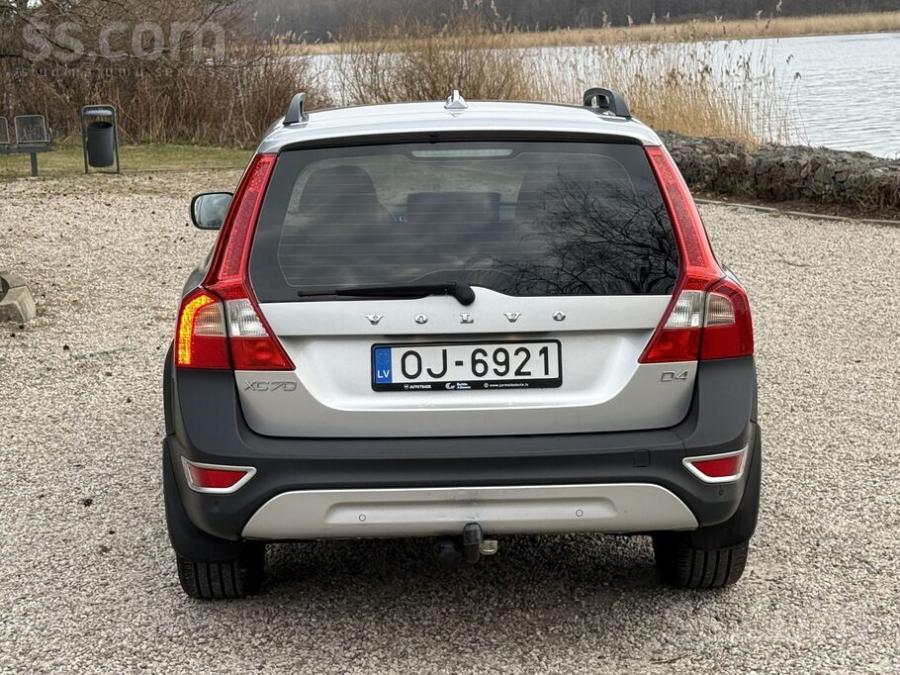 Volvo XC70 2013 Jūrmala, ar dzinēja tilpumu 2.00 L un nobraukumu 0 tūkst. km par 7250 €, foto 13 vietnē AUTOMOTO.COM.LV