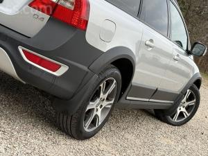Volvo XC70 2013 Jūrmala, ar dzinēja tilpumu 2.00 L un nobraukumu 0 tūkst. km par 7250 €, foto 17 vietnē AUTOMOTO.COM.LV